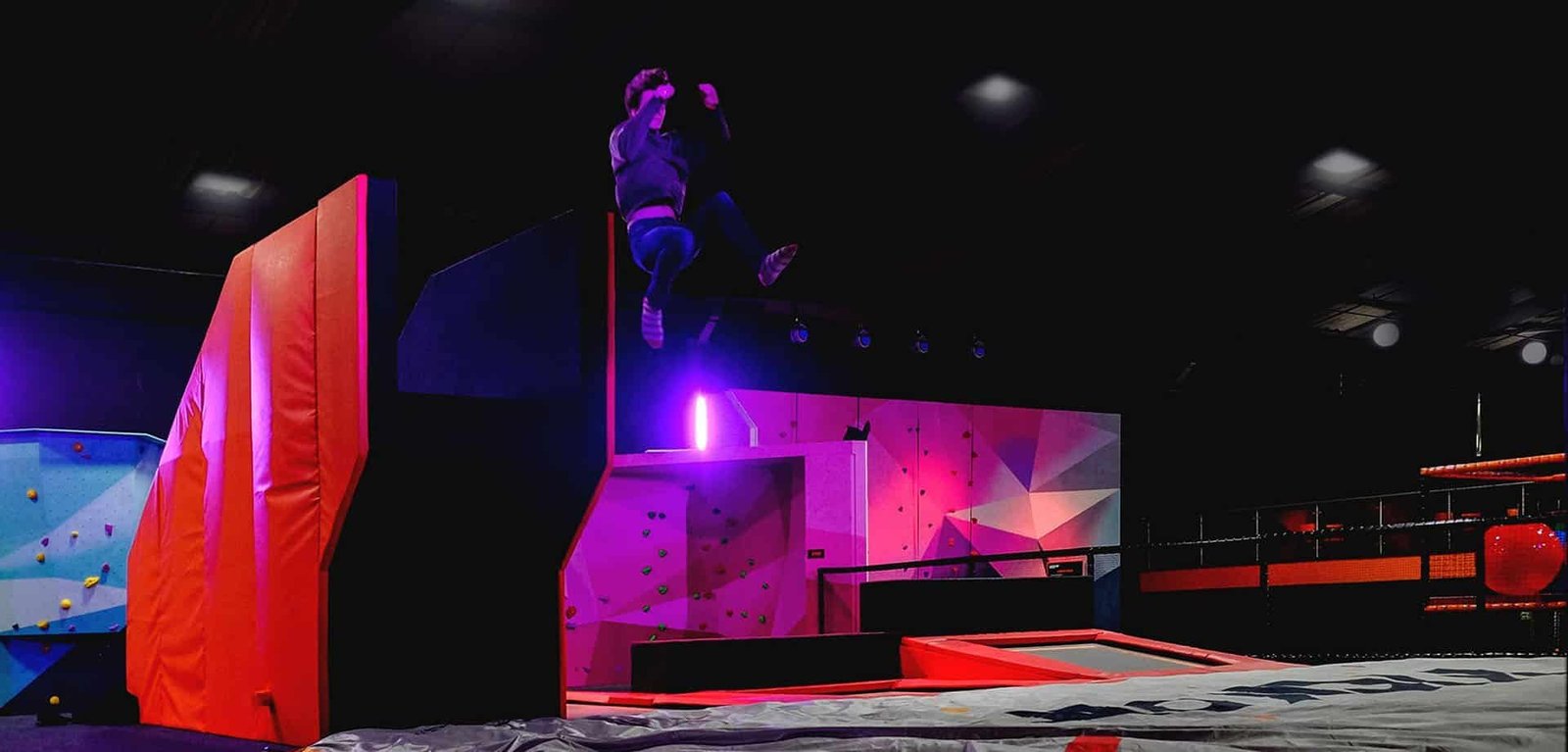 Kick Air Manchester - iVisit